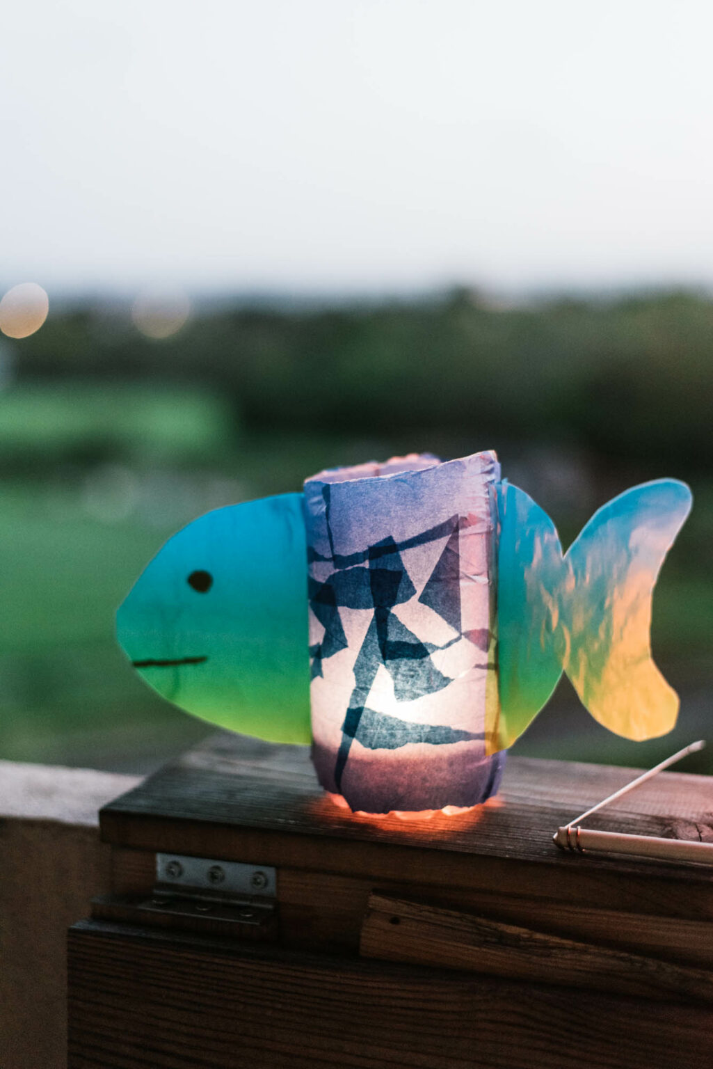 Upcycling DIY Laterne aus Plastikflasche basteln - Uponmylife