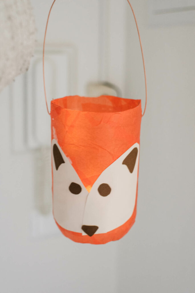 Upcycling DIY Laterne aus Plastikflasche basteln - Uponmylife